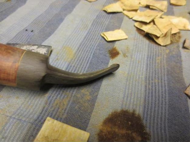 Repairing a Bite Through on a Vulcanite Stem with Black Super Glue ...