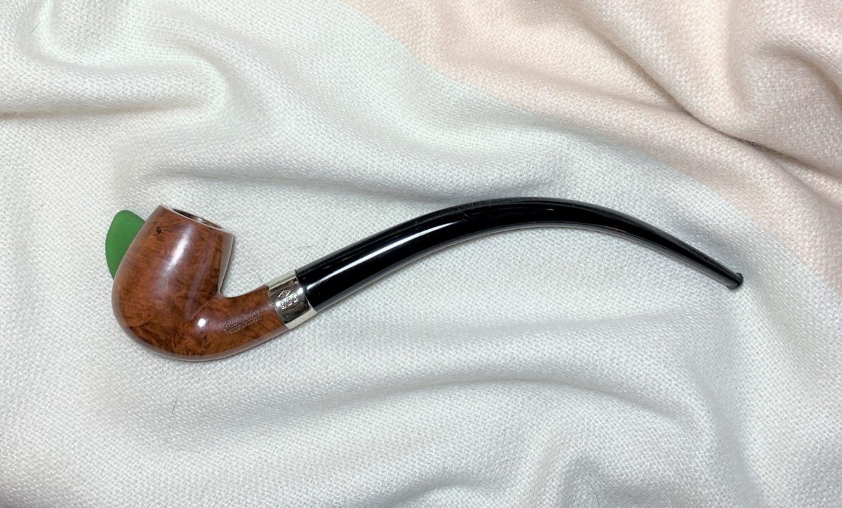A Christmas Pipe for Me – A 1920s Champion Made in France House Pipe ...