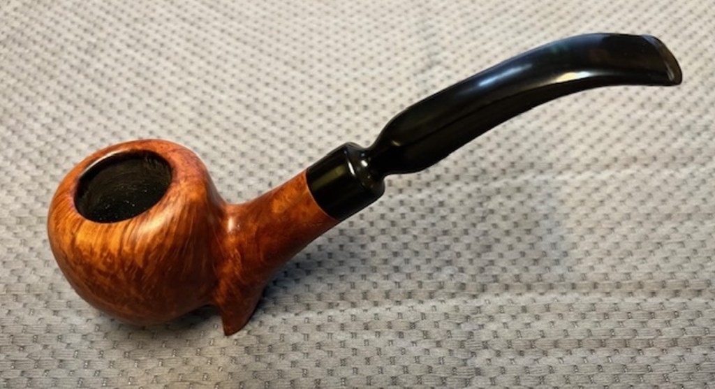 A Pipe Hunt Find in Bellingham – An Israeli Made Pedestal Pipe ...