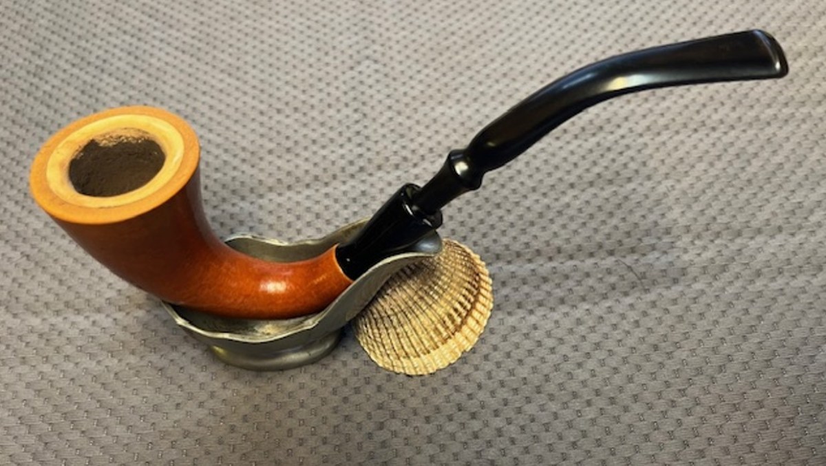 Cleaning up a Lightweight Gourd Calabash Pipe | rebornpipes